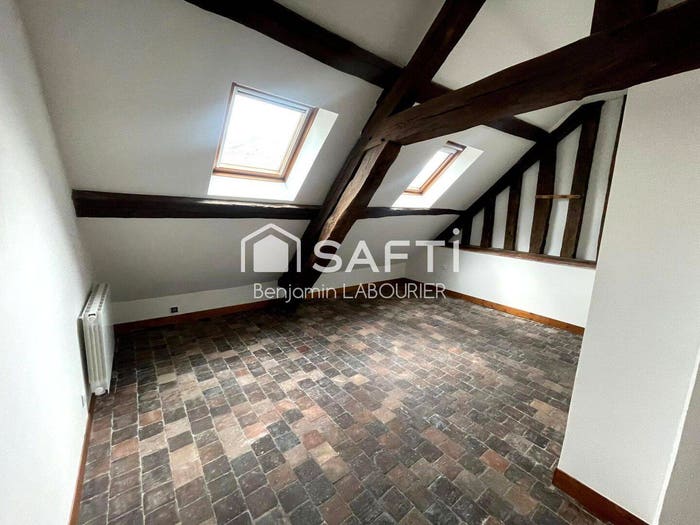 Vieille Ville, Joigny - Appartement 1 pièce à louer