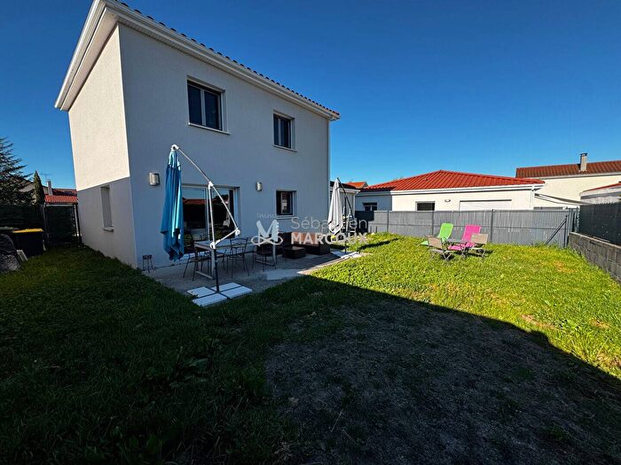 Maison à louer - Les Purelles, Montbrison - 4 pièces - 3 chambres