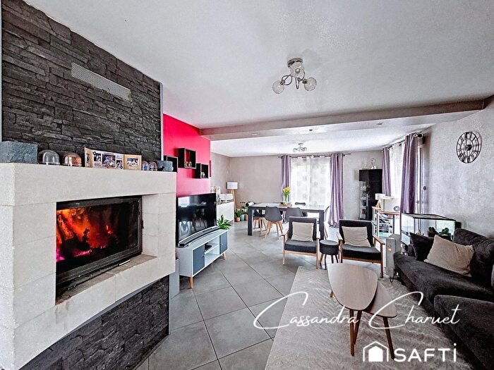 Maison à vendre - Heyrieux - 6 pièces - 4 chambres