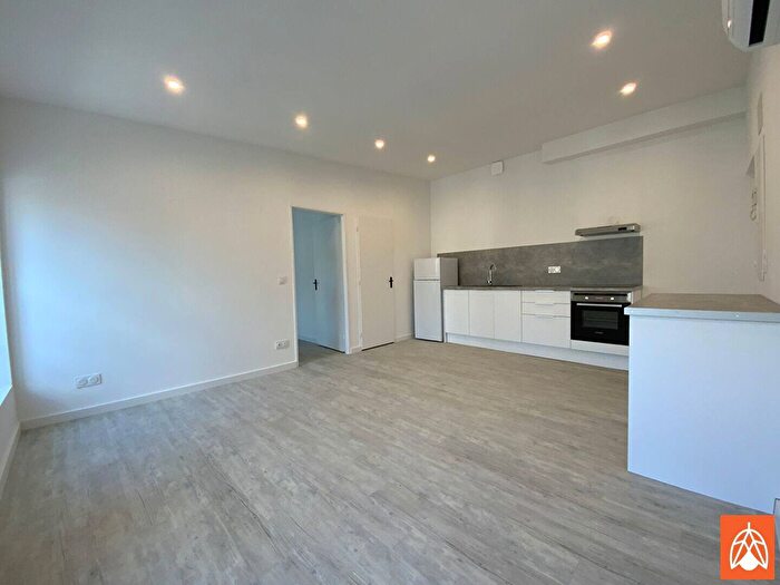 Appartement 2 pièces à Centre Ville, Salon-de-Provence, à louer