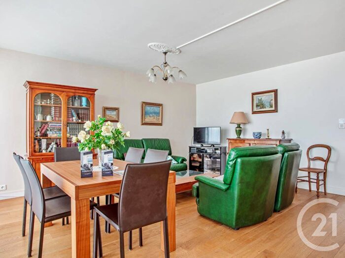 Appartement à louer - Le Kremlin-Bicêtre - 4 pièces - 2 chambres