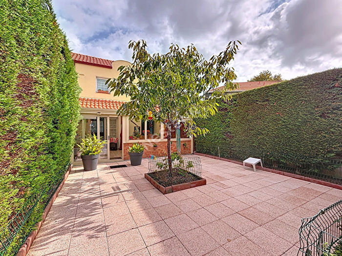 Maison à vendre - Rezé, La Houssais - 5 pièces - 3 chambres