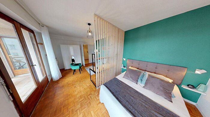 Appartement à louer - Matabiau, Toulouse - 5 pièces - 3 chambres