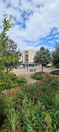 Chatou, Est : Appartement 4 pièces à vendre