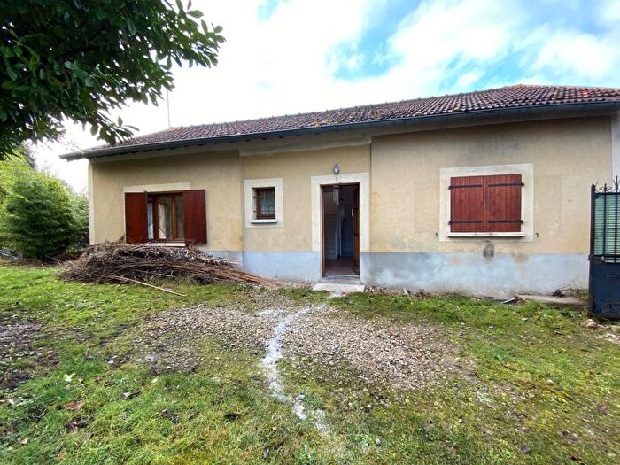 Maison 4 pièces à vendre à Mandres-les-Roses