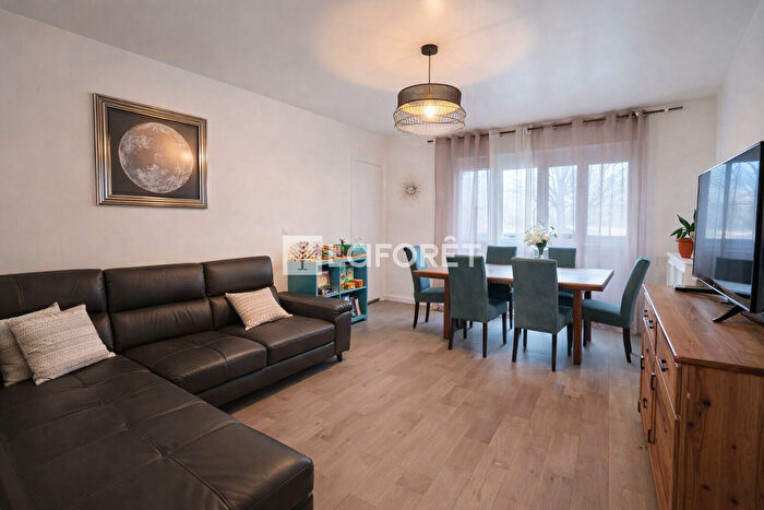 Appartement à vendre - Saint-Ouen-lAumône, Centre-ville, Prairie - 4 pièces - 3 chambres