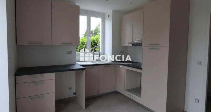 Appartement 4 pièces à louer - Jarrie