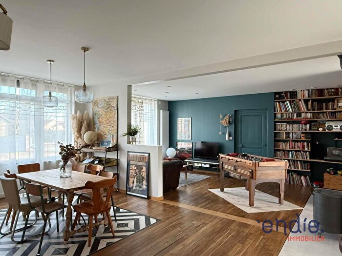 Maison à vendre - Thiel-sur-Acolin - 7 pièces - 5 chambres