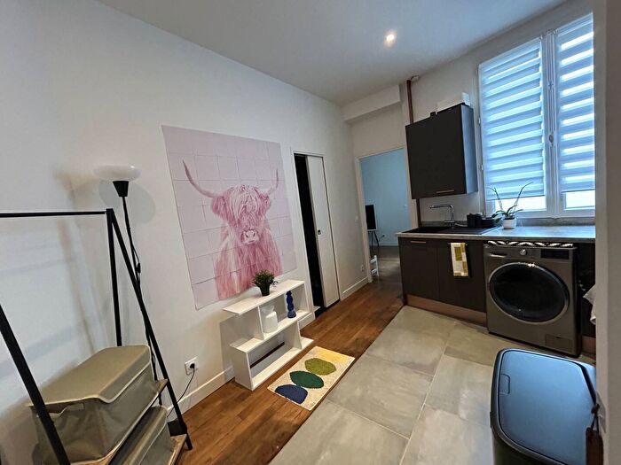 Cambronne-Garibaldi, Paris 15ème arrondissement : Appartement 2 pièces à louer