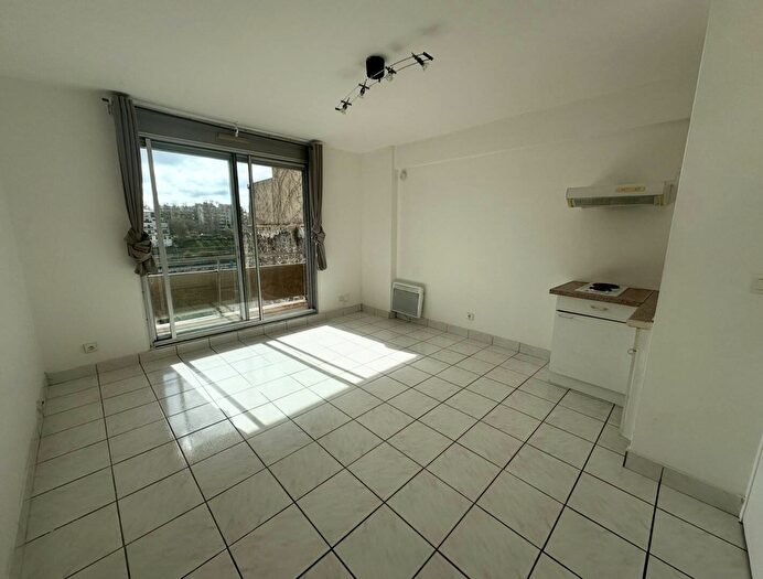 Appartement à louer - Courbevoie - 1 pièce