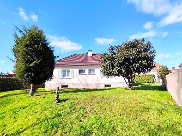 Maison à vendre - Aubergenville - 4 pièces - 3 chambres