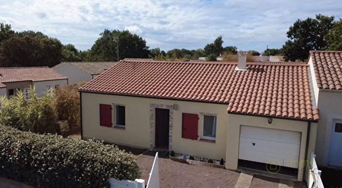 Maison 3 pièces à vendre à Saint-Révérend