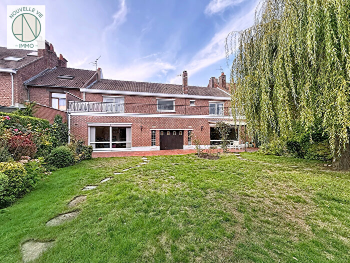 Maison à vendre - Seclin, Centre-ville - 6 pièces - 5 chambres