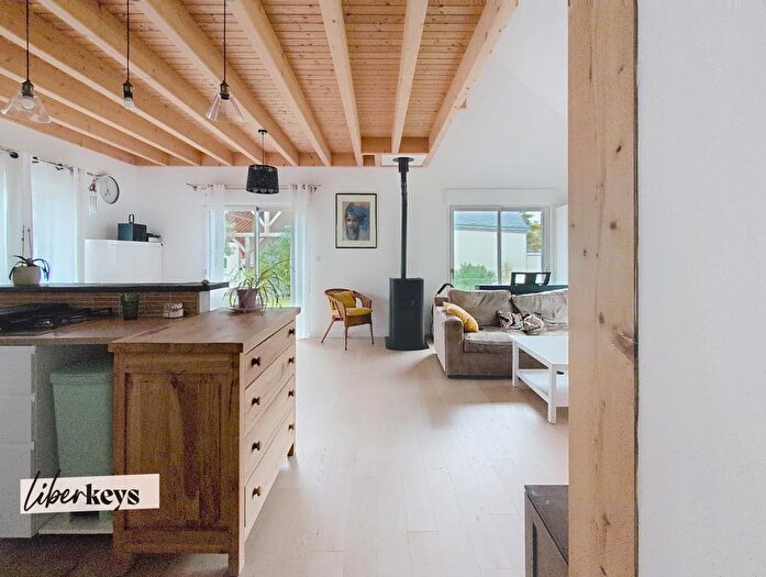 Maison à vendre - Gennes - 5 pièces - 3 chambres