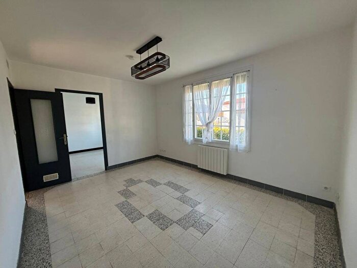 Appartement à louer - Meschers-sur-Gironde - 3 pièces - 2 chambres