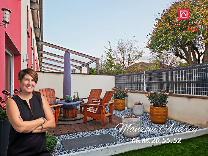 Appartement à vendre - Saint-André-les-Vergers - 7 pièces - 3 chambres