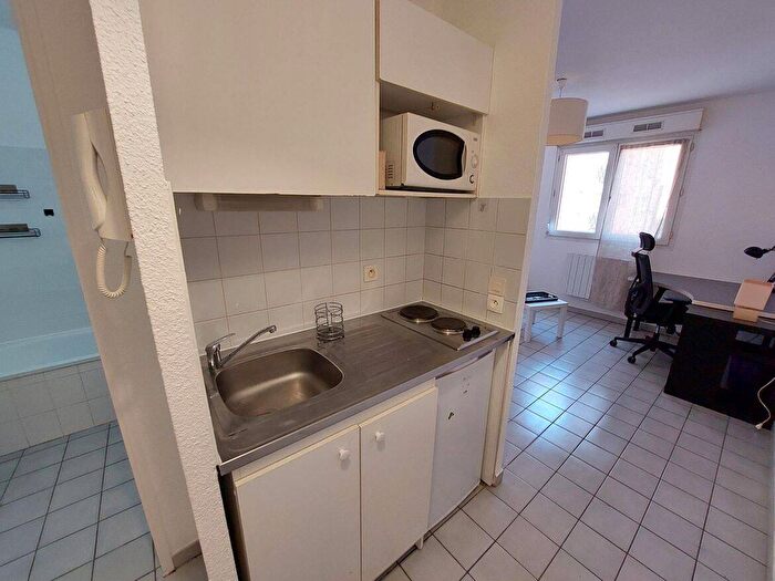 Appartement à louer - Berriat-Ampere, Grenoble - 1 pièce