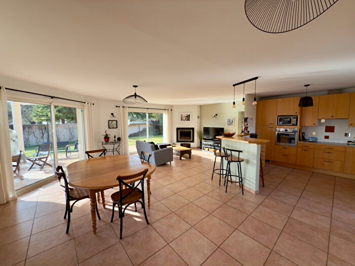 Maison à vendre - Canéjan - 5 pièces - 3 chambres