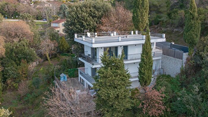 Maison à vendre - Cagnes-sur-Mer, Pain de Sucre, Caucours - 5 pièces - 4 chambres