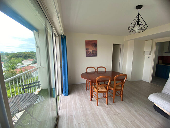 La Rochelle, Petit Marseille, Villeneuve-les-Salines - Appartement 4 pièces à vendre