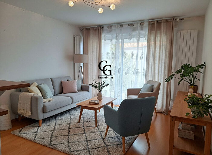 Appartement à vendre - Saint-Sébastien-sur-Loire, Est - 3 pièces - 2 chambres