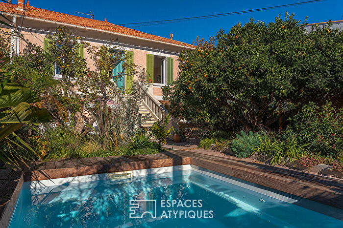 Maison à vendre - Hyères, Centre-ville - 7 pièces - 4 chambres