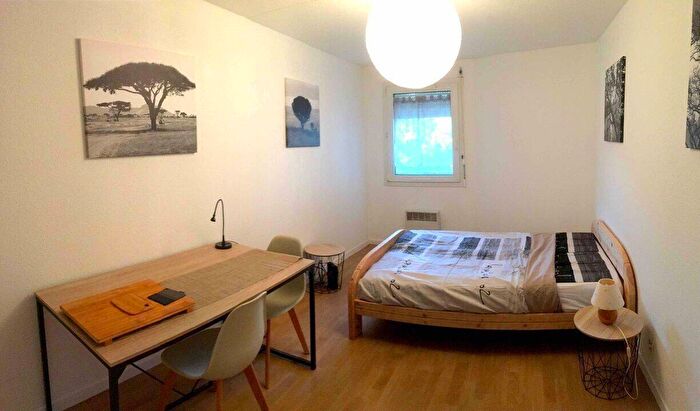 Centre-Stade, Chambéry - Appartement 1 pièce à louer