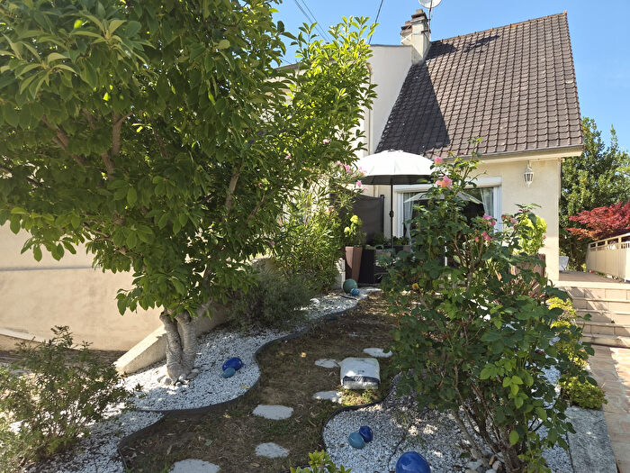 Maison 4 pièces à vendre - Chevreuse