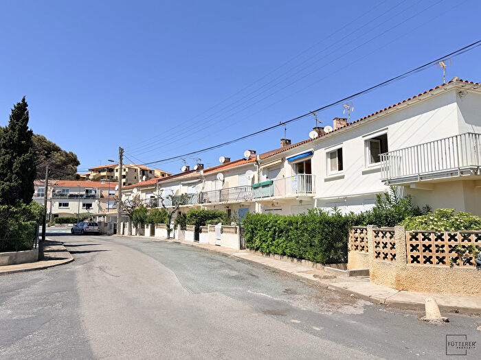 Fleury, Saint-Pierre, Les Cabanes : Appartement 3 pièces à vendre
