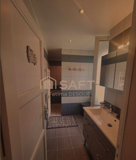 Maison à vendre - Le Mesnil-Tôve - 4 pièces - 3 chambres