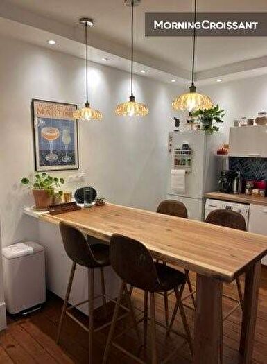 Appartement à louer - Sainte Avoie, Paris ème arrondissement - 1 pièce