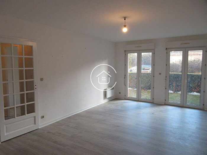 Gerard Yvon, Vendôme : Appartement 2 pièces à louer