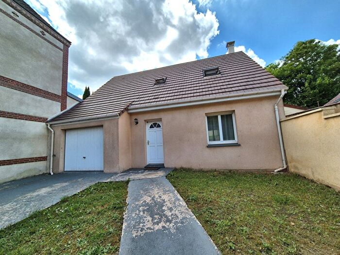 Chartres, Rechèvres : Maison 4 pièces à vendre
