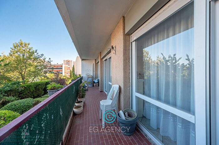 Appartement à vendre - Marseille e , Saint-Tronc - 4 pièces - 3 chambres