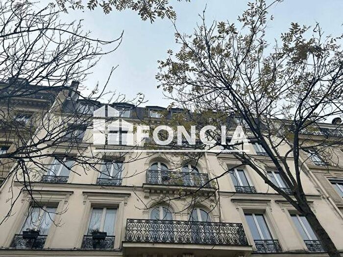 Appartement à louer - Croulebarbe, Paris ème arrondissement - 4 pièces - 2 chambres