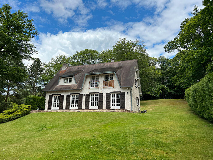 Maison à vendre - Jouars-Pontchartrain - 7 pièces - 4 chambres