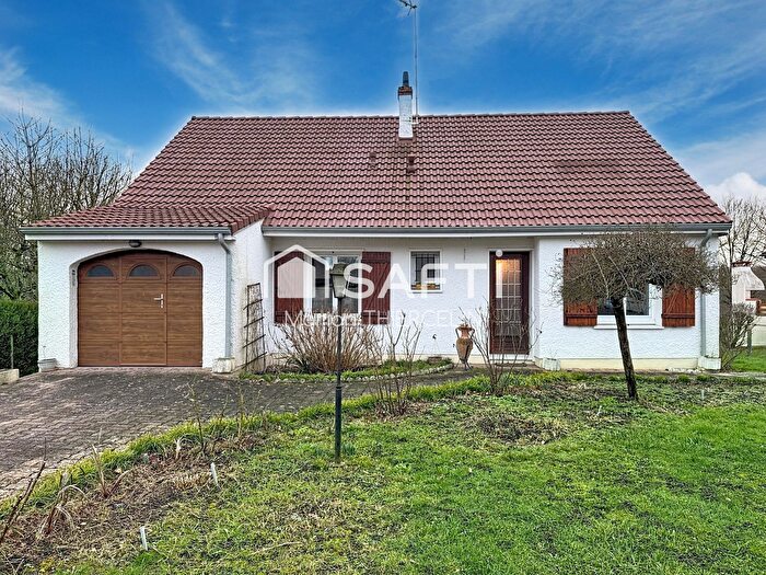 Maison à vendre - Chanteau - 4 pièces - 3 chambres