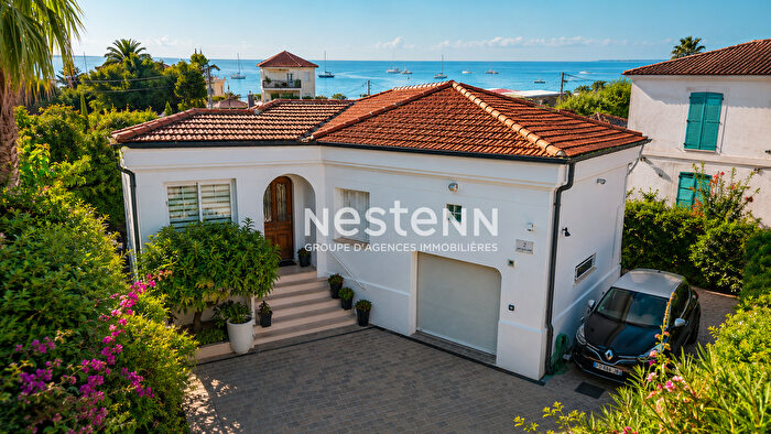 Vallauris, Golfe Juan, Vieux Port - Maison 5 pièces à vendre