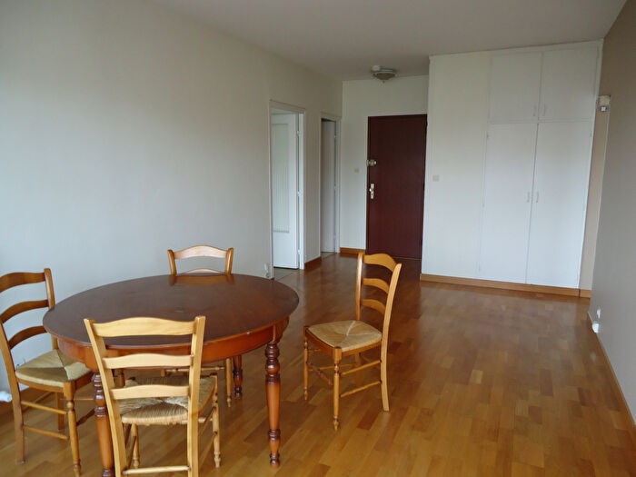 Appartement à louer - Nevers, Maupas, Victor-Hugo - 2 pièces - 1 chambre