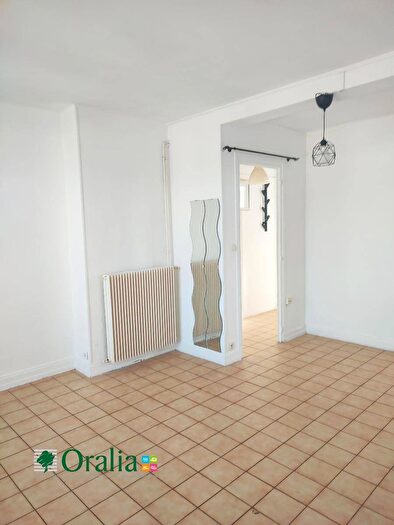 Appartement à louer - Arsenal, Dijon - 3 pièces - 2 chambres