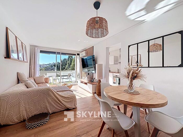 Appartement à vendre - Marseille e , Les Caillols - 3 pièces - 2 chambres