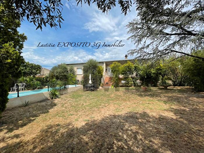 Laudun-l'Ardoise : Maison 7 pièces à vendre