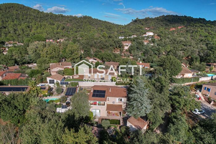 Maison à vendre - Vidauban - 5 pièces - 4 chambres