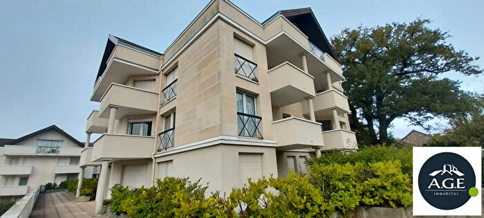 Appartement à vendre - Rambouillet, Bel-Air, Racinay, Pierrefite - 4 pièces - 2 chambres