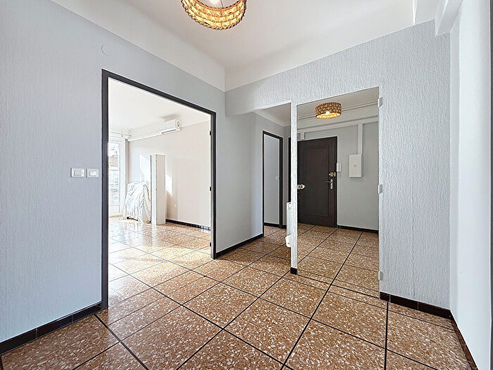 Appartement à vendre - Perpignan - 4 pièces - 3 chambres