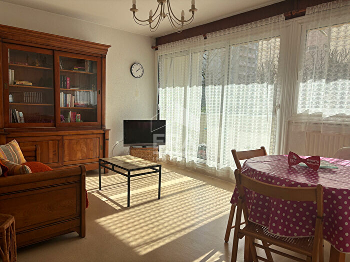 Appartement à vendre - Pau, Centre-ville - 3 pièces - 2 chambres