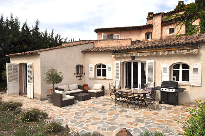 Maison 6 pièces à vendre à Mougins, Le Colombier, Colombe, Cabrières, Le Bordé