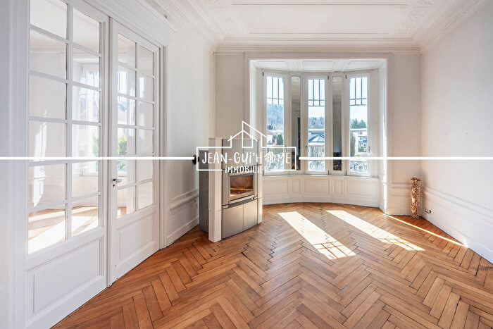 Maison 14 pièces à Remiremont, à vendre
