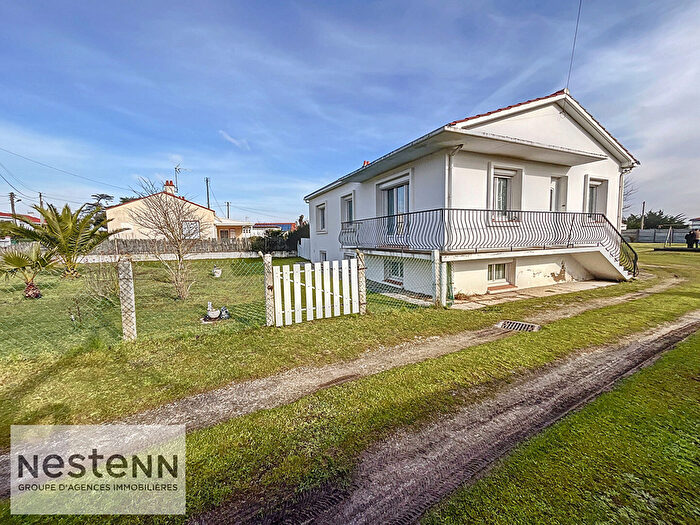 Maison à vendre - La Barre-de-Monts - 8 pièces - 6 chambres