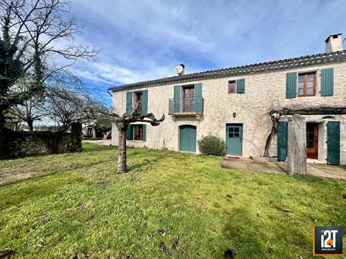 Maison à vendre - Uzès - 6 pièces - 5 chambres